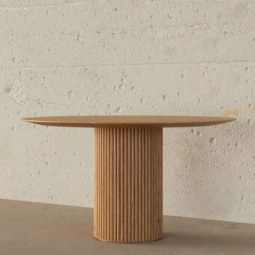 Dining Tables UAE | Classic, Elegant & Functional Designs – Walls Nation